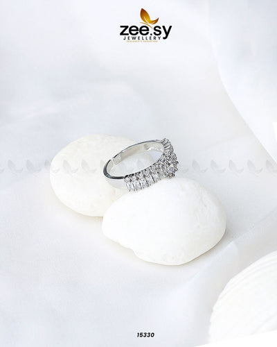Rings for Her | Best For Weddings, Engagements, and Valentine | Zeesy ...